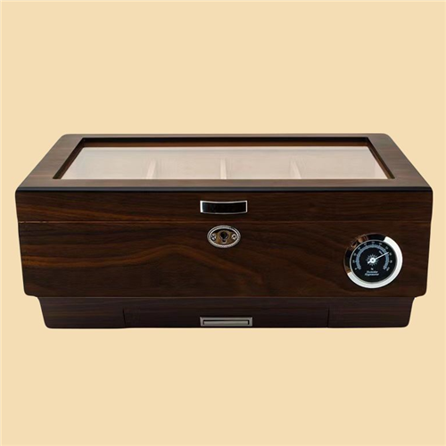 Lubinski Cigar Box | Rabbit Habit